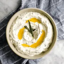 Whipped Ricotta Dip Recipe - 5-Minute Creamy Appetizer - recipe maestro